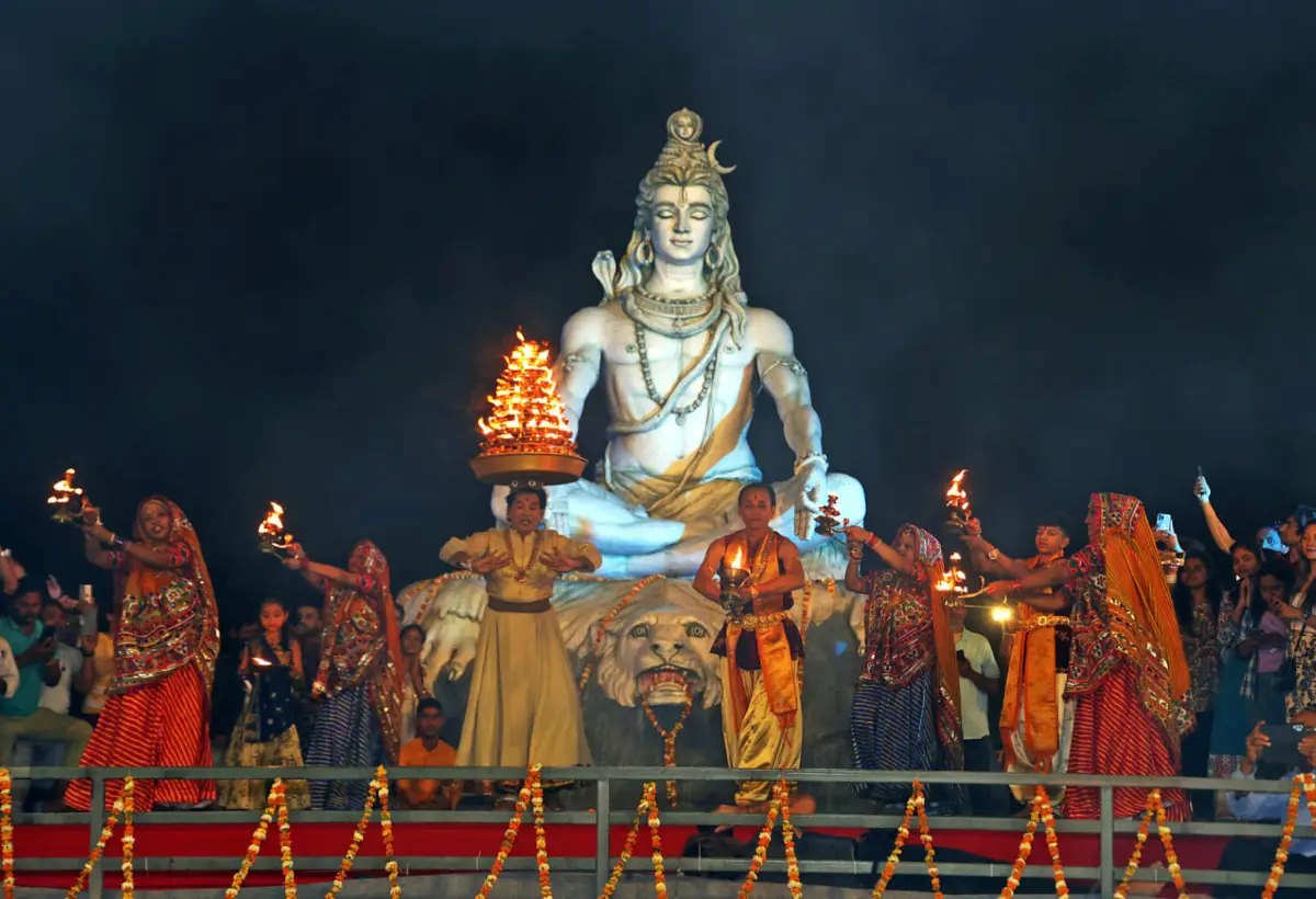 Rishikesh Ganga Aarti Timings: Morning & Evening Aarti at Triveni Ghat